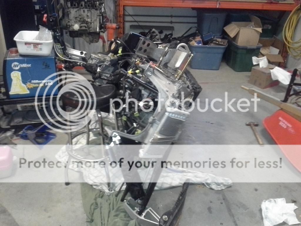 Fwd Bulkhead and Eng mount Replacement | Hardcore Sledder